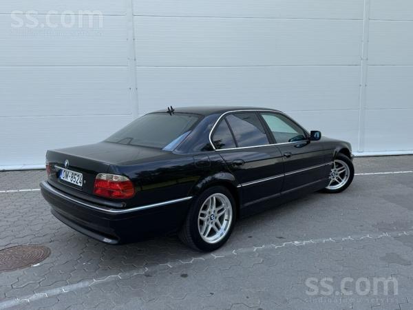 Melns BMW 740 2000 Rīga, ar dzinēja tilpumu 4.00 L un nobraukumu 0 tūkst. km par 12000 €, foto 8 vietnē AUTOMOTO.COM.LV