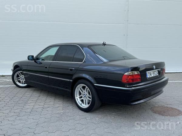 Melns BMW 740 2000 Rīga, ar dzinēja tilpumu 4.00 L un nobraukumu 0 tūkst. km par 12000 €, foto 10 vietnē AUTOMOTO.COM.LV