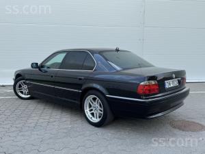 Black BMW 740 2000 in Riga, with an engine capacity of 4.00 L and mileage of 0 thousand km for 12000 €, photo 11 on AUTOMOTO.COM.LV