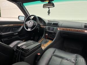 Black BMW 740 2000 in Riga, with an engine capacity of 4.00 L and mileage of 0 thousand km for 12000 €, photo 17 on AUTOMOTO.COM.LV