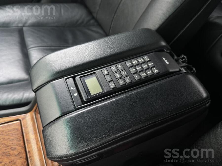 Black BMW 740 2000 in Riga, with an engine capacity of 4.00 L and mileage of 0 thousand km for 12000 €, photo 23 on AUTOMOTO.COM.LV