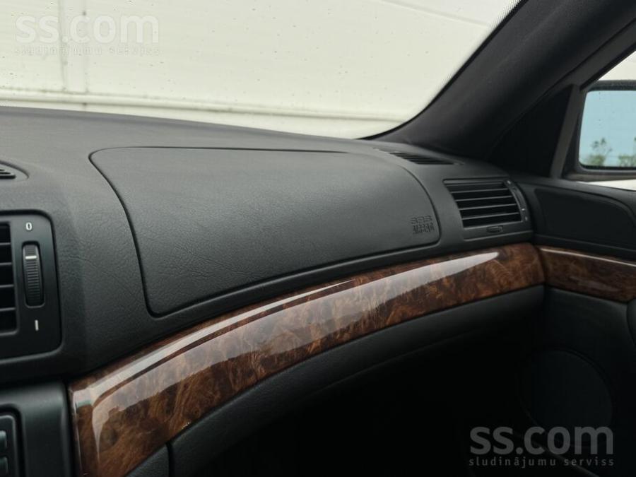 Black BMW 740 2000 in Riga, with an engine capacity of 4.00 L and mileage of 0 thousand km for 12000 €, photo 24 on AUTOMOTO.COM.LV