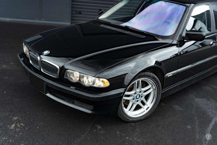 Melns BMW 740 2001 Viļņa, ar dzinēja tilpumu 4.40 L un nobraukumu 216 tūkst. km par 22000 €, foto 11 vietnē AUTOMOTO.COM.LV