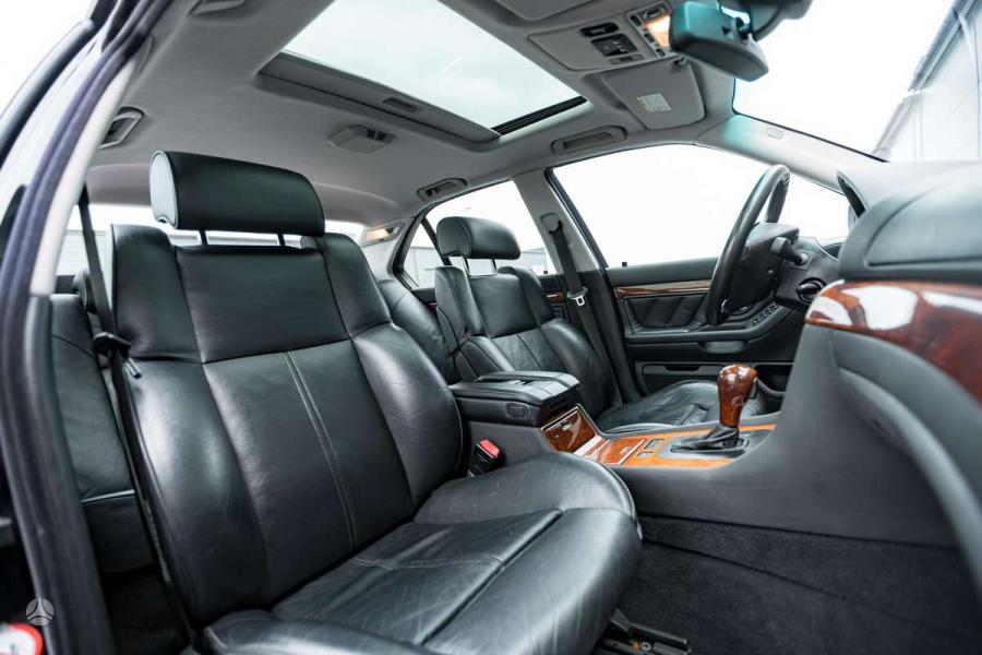 Melns BMW 740 2001 Viļņa, ar dzinēja tilpumu 4.40 L un nobraukumu 216 tūkst. km par 22000 €, foto 14 vietnē AUTOMOTO.COM.LV
