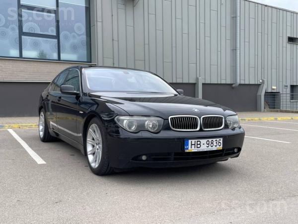 Black BMW 740 2002 in Bauska, with an engine capacity of 4.00 L and mileage of 400 thousand km for 3950 €, photo 1 on AUTOMOTO.COM.LV