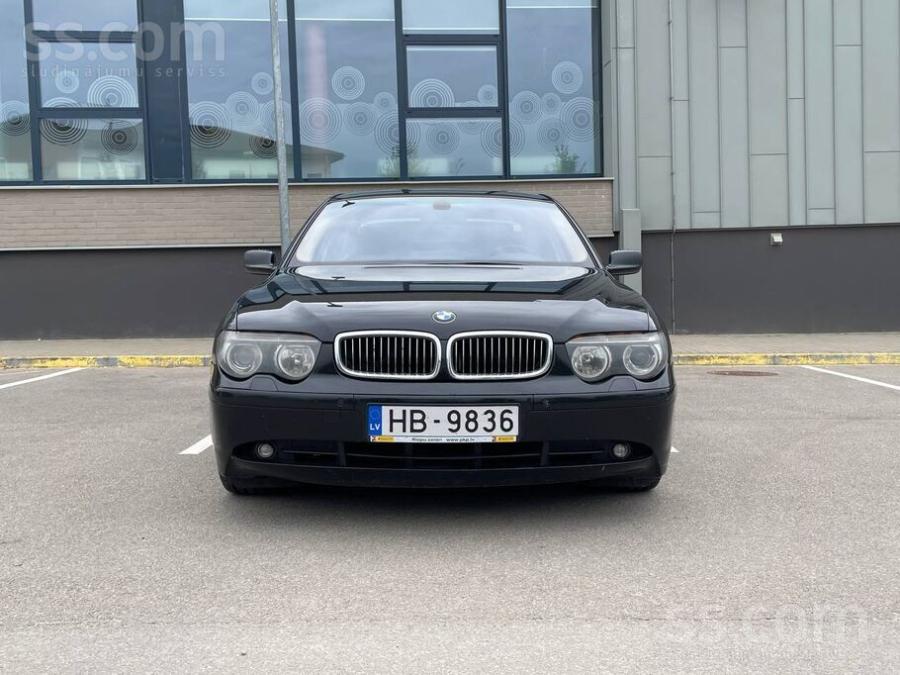 Black BMW 740 2002 in Bauska, with an engine capacity of 4.00 L and mileage of 400 thousand km for 3950 €, photo 3 on AUTOMOTO.COM.LV