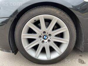 Black BMW 740 2002 in Bauska, with an engine capacity of 4.00 L and mileage of 400 thousand km for 3950 €, photo 17 on AUTOMOTO.COM.LV