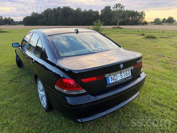Black BMW 740 2003 in Jekabpils, with an engine capacity of 4.00 L and mileage of 350 thousand km for 3500 €, photo 2 on AUTOMOTO.COM.LV