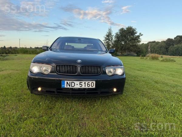 Black BMW 740 2003 in Jekabpils, with an engine capacity of 4.00 L and mileage of 350 thousand km for 3500 €, photo 8 on AUTOMOTO.COM.LV