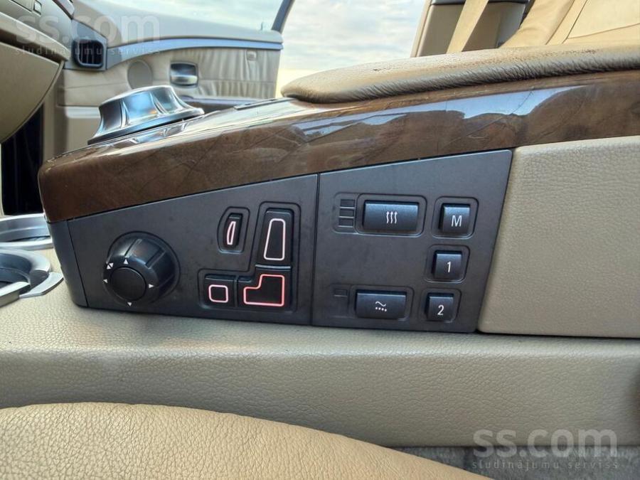 Черный БМВ 740 2003 в Екабпилс, объемом двигателя 4.00 л и пробегом 350 тыс. км за 3500 €, фото 22 на AUTOMOTO.COM.LV