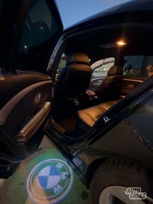 Melns BMW 740 2005 Klaipėda, ar dzinēja tilpumu 4.00 L un nobraukumu 274 tūkst. km par 3700 €, foto 7 vietnē AUTOMOTO.COM.LV