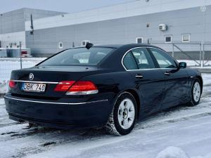 Black BMW 740 2006 in Panevezys, with an engine capacity of 4.40 L and mileage of 383 thousand km for 3700 €, photo 2 on AUTOMOTO.COM.LV