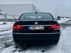 Black BMW 740 2006 in Panevezys, with an engine capacity of 4.40 L and mileage of 383 thousand km for 3700 €, photo 4 on AUTOMOTO.COM.LV