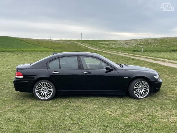 Black BMW 740 2006 in Radviliskis, with an engine capacity of 4.00 L and mileage of 270 thousand km for 7000 €, photo 2 on AUTOMOTO.COM.LV