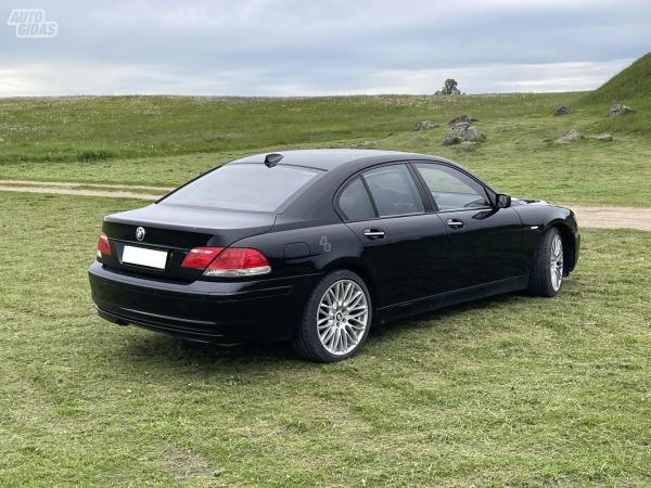 Black BMW 740 2006 in Radviliskis, with an engine capacity of 4.00 L and mileage of 270 thousand km for 7000 €, photo 3 on AUTOMOTO.COM.LV