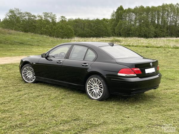 Black BMW 740 2006 in Radviliskis, with an engine capacity of 4.00 L and mileage of 270 thousand km for 7000 €, photo 6 on AUTOMOTO.COM.LV