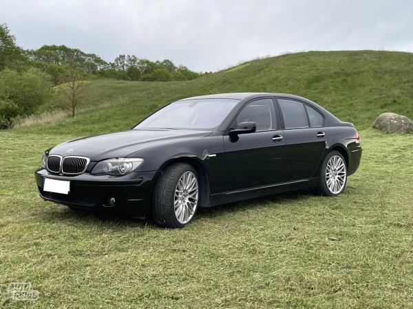 Black BMW 740 2006 in Radviliskis, with an engine capacity of 4.00 L and mileage of 270 thousand km for 7000 €, photo 7 on AUTOMOTO.COM.LV