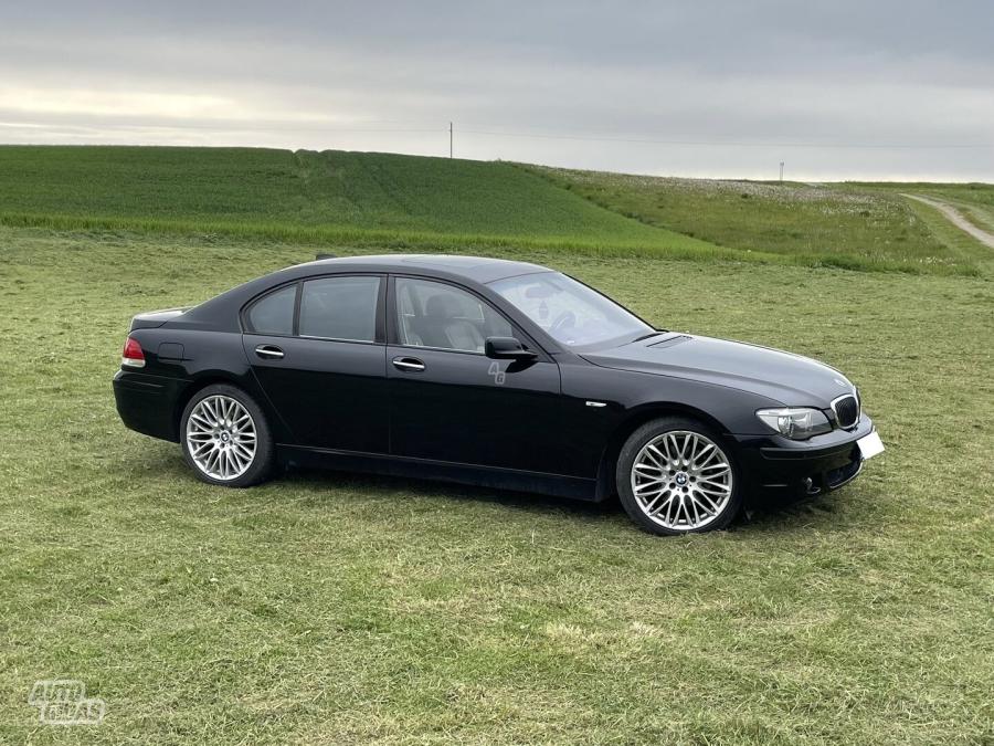 Black BMW 740 2006 in Radviliskis, with an engine capacity of 4.00 L and mileage of 270 thousand km for 7000 €, photo 10 on AUTOMOTO.COM.LV