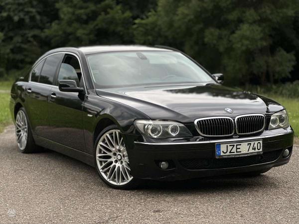 Black BMW 740 2006 in Vilnius, with an engine capacity of 4.00 L and mileage of 365 thousand km for 3300 €, photo 7 on AUTOMOTO.COM.LV