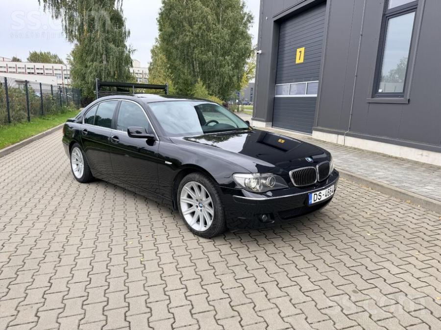 Черный БМВ 740 2006 в Рига, объемом двигателя 4.00 л и пробегом 205 тыс. км за 7000 €, фото 1 на AUTOMOTO.COM.LV