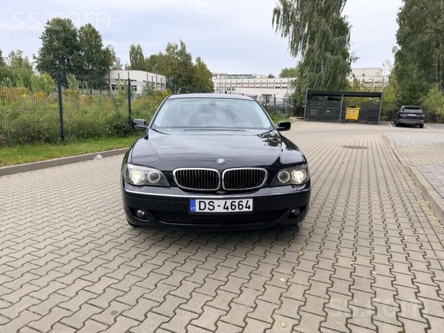 Черный БМВ 740 2006 в Рига, объемом двигателя 4.00 л и пробегом 205 тыс. км за 7000 €, фото 3 на AUTOMOTO.COM.LV