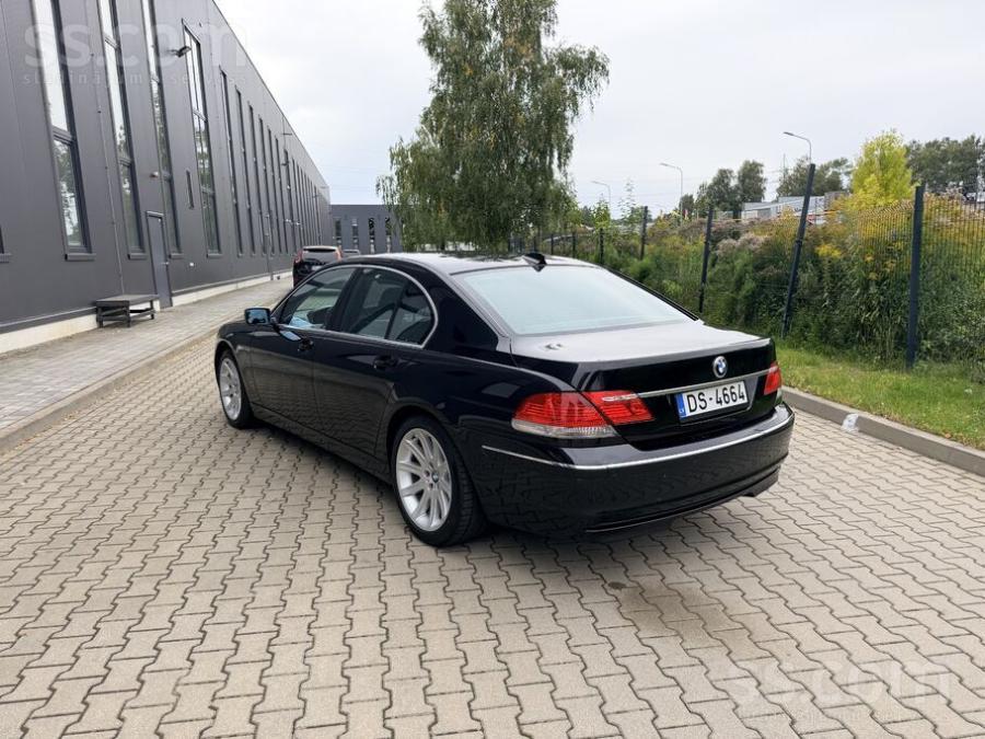 Черный БМВ 740 2006 в Рига, объемом двигателя 4.00 л и пробегом 205 тыс. км за 7000 €, фото 6 на AUTOMOTO.COM.LV