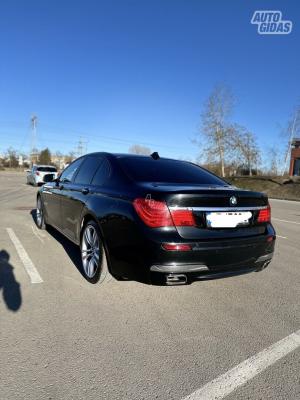 Black BMW 740 2009 in Siauliai, with an engine capacity of 3.00 L and mileage of 467 thousand km for 9100 €, photo 3 on AUTOMOTO.COM.LV