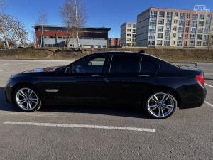 Black BMW 740 2009 in Siauliai, with an engine capacity of 3.00 L and mileage of 467 thousand km for 9100 €, photo 7 on AUTOMOTO.COM.LV