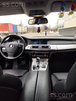 Melns BMW 740 2009 Cēsis, ar dzinēja tilpumu 3.00 L un nobraukumu 315 tūkst. km par 9800 €, foto 4 vietnē AUTOMOTO.COM.LV