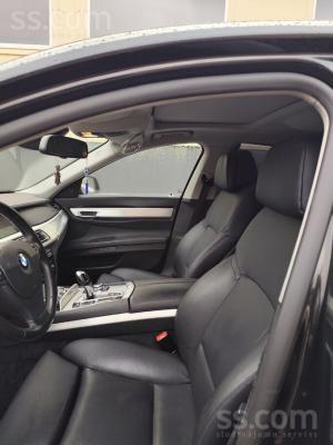 Melns BMW 740 2009 Cēsis, ar dzinēja tilpumu 3.00 L un nobraukumu 315 tūkst. km par 9800 €, foto 6 vietnē AUTOMOTO.COM.LV