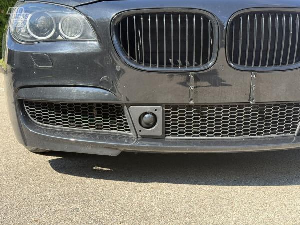 Melns BMW 740 2009 Alīta, ar dzinēja tilpumu 3.00 L un nobraukumu 306 tūkst. km par 8800 €, foto 9 vietnē AUTOMOTO.COM.LV