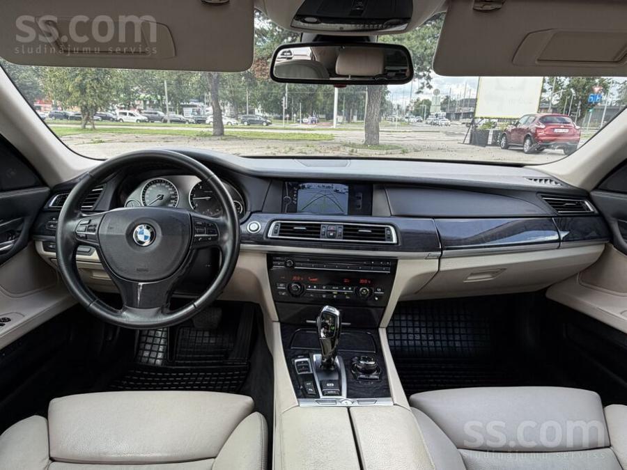 Melns BMW 740 2009 Rīga, ar dzinēja tilpumu 3.00 L un nobraukumu 289 tūkst. km par 10990 €, foto 8 vietnē AUTOMOTO.COM.LV
