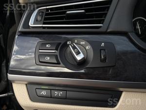 Melns BMW 740 2009 Rīga, ar dzinēja tilpumu 3.00 L un nobraukumu 289 tūkst. km par 10990 €, foto 17 vietnē AUTOMOTO.COM.LV