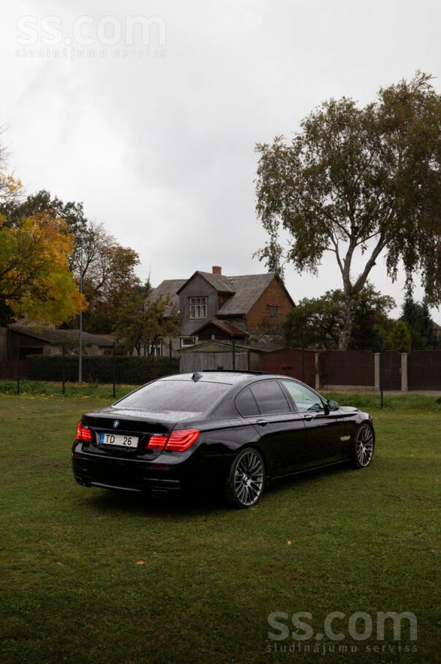 Черный БМВ 740 2009 в Лиепая, объемом двигателя 3.00 л и пробегом 445 тыс. км за 11500 €, фото 6 на AUTOMOTO.COM.LV