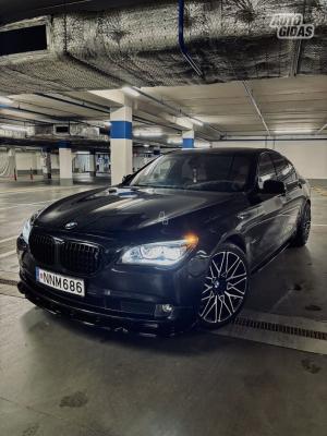 Melns BMW 740 2010 Viļņa, ar dzinēja tilpumu 3.00 L un nobraukumu 286 tūkst. km par 11800 €, foto  vietnē AUTOMOTO.COM.LV