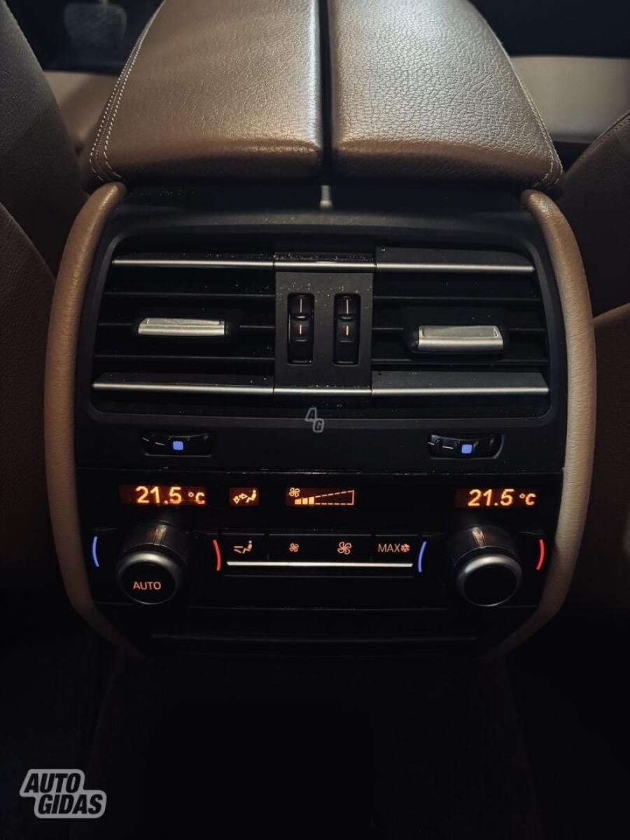 Melns BMW 740 2010 Viļņa, ar dzinēja tilpumu 3.00 L un nobraukumu 286 tūkst. km par 11800 €, foto 22 vietnē AUTOMOTO.COM.LV