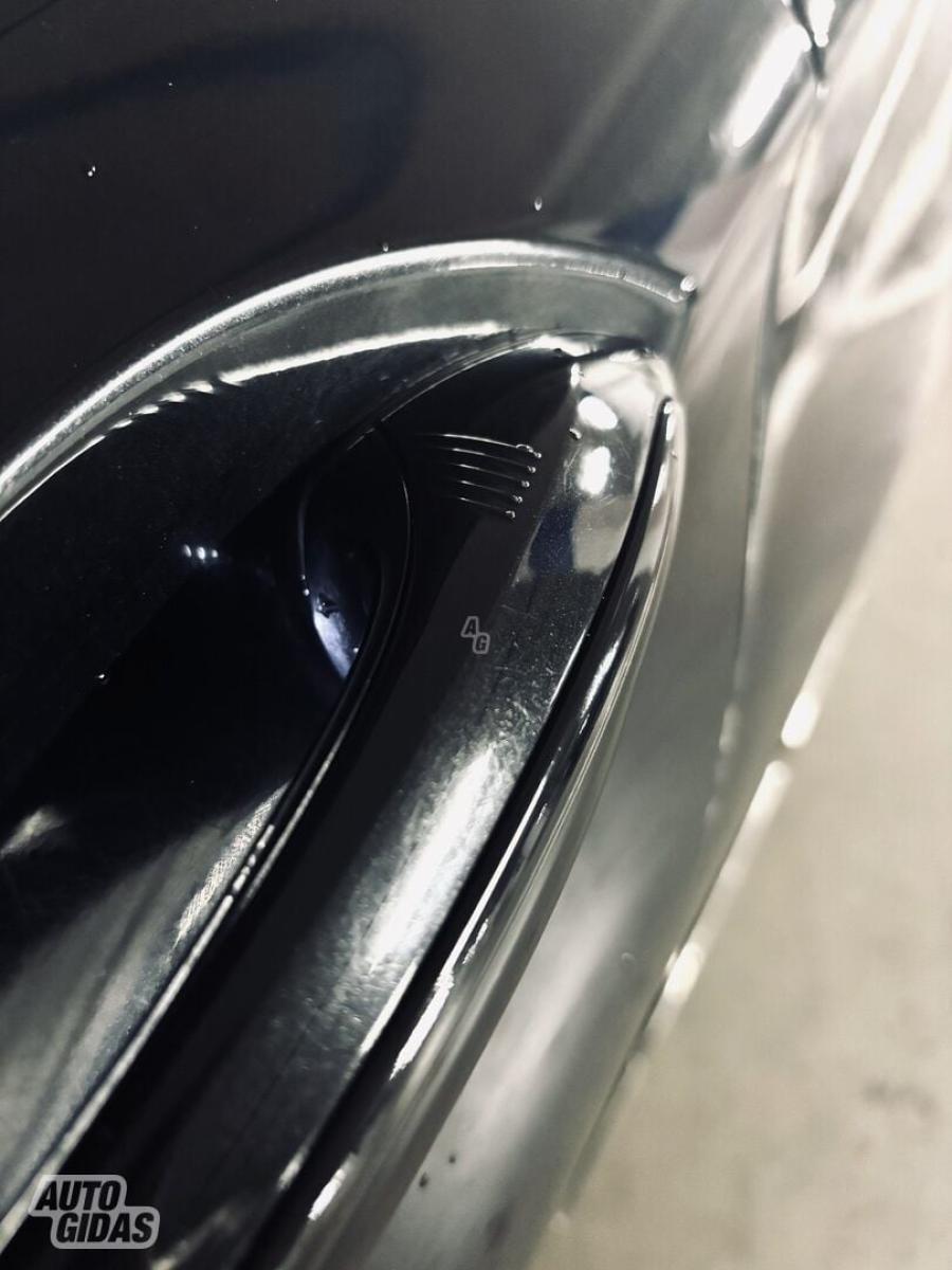 Melns BMW 740 2010 Viļņa, ar dzinēja tilpumu 3.00 L un nobraukumu 286 tūkst. km par 11800 €, foto 24 vietnē AUTOMOTO.COM.LV