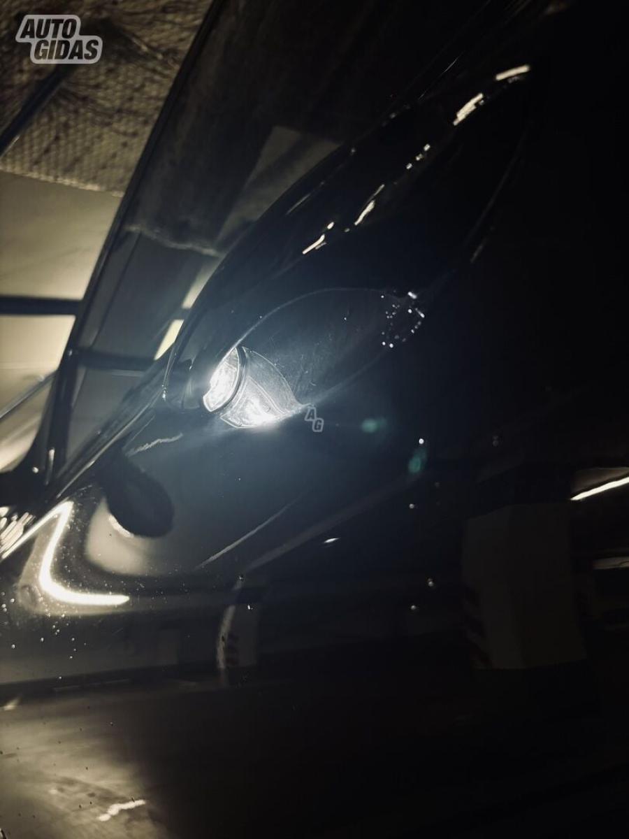 Melns BMW 740 2010 Viļņa, ar dzinēja tilpumu 3.00 L un nobraukumu 286 tūkst. km par 11800 €, foto 26 vietnē AUTOMOTO.COM.LV