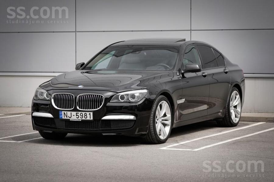 Black BMW 740 2010 in Riga, with an engine capacity of 3.00 L and mileage of 366 thousand km for 8995 €, photo 1 on AUTOMOTO.COM.LV