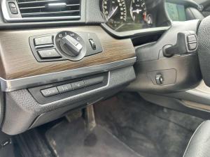 Melns BMW 740 2010 Klaipėda, ar dzinēja tilpumu 2.99 L un nobraukumu 296 tūkst. km par 11000 €, foto 14 vietnē AUTOMOTO.COM.LV