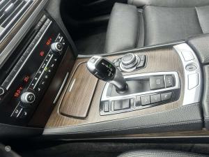 Melns BMW 740 2010 Klaipėda, ar dzinēja tilpumu 2.99 L un nobraukumu 296 tūkst. km par 11000 €, foto 16 vietnē AUTOMOTO.COM.LV