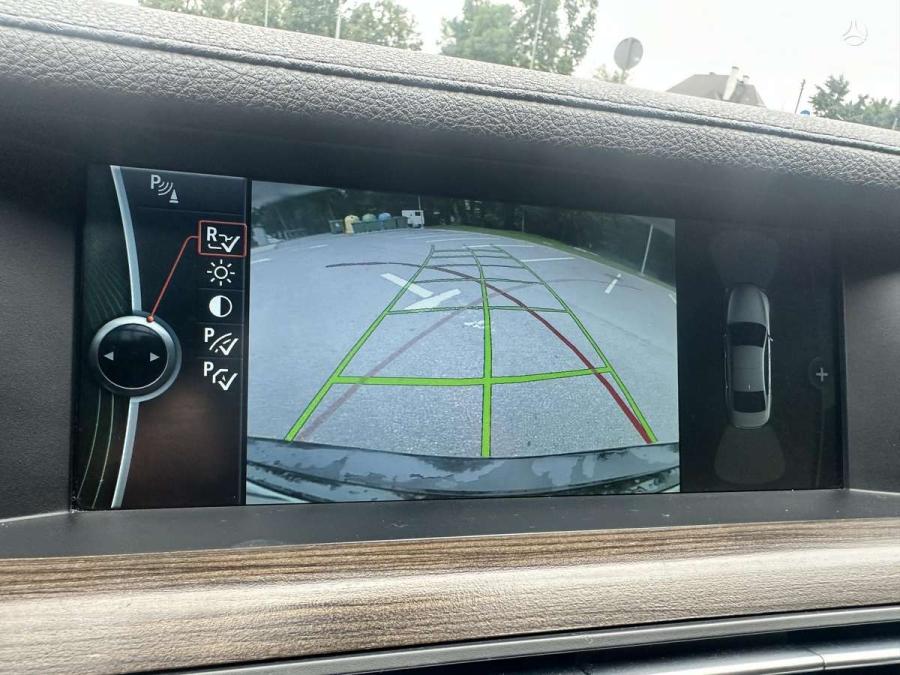Melns BMW 740 2010 Klaipėda, ar dzinēja tilpumu 2.99 L un nobraukumu 296 tūkst. km par 11000 €, foto 17 vietnē AUTOMOTO.COM.LV