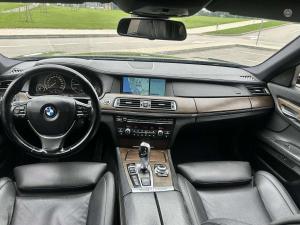 Melns BMW 740 2010 Klaipėda, ar dzinēja tilpumu 2.99 L un nobraukumu 296 tūkst. km par 11000 €, foto 23 vietnē AUTOMOTO.COM.LV