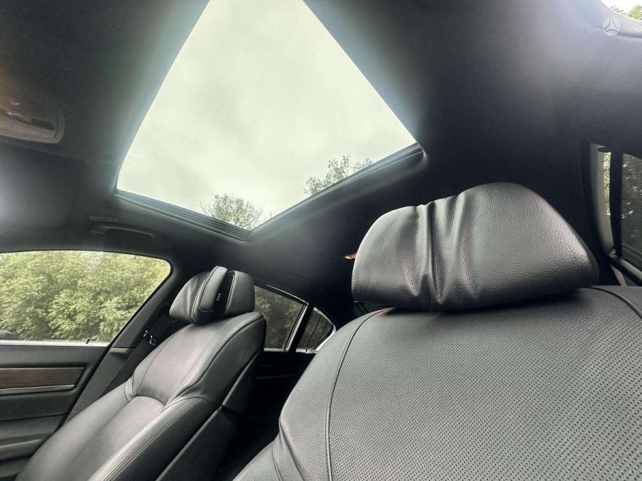 Melns BMW 740 2010 Klaipėda, ar dzinēja tilpumu 2.99 L un nobraukumu 296 tūkst. km par 11000 €, foto 24 vietnē AUTOMOTO.COM.LV