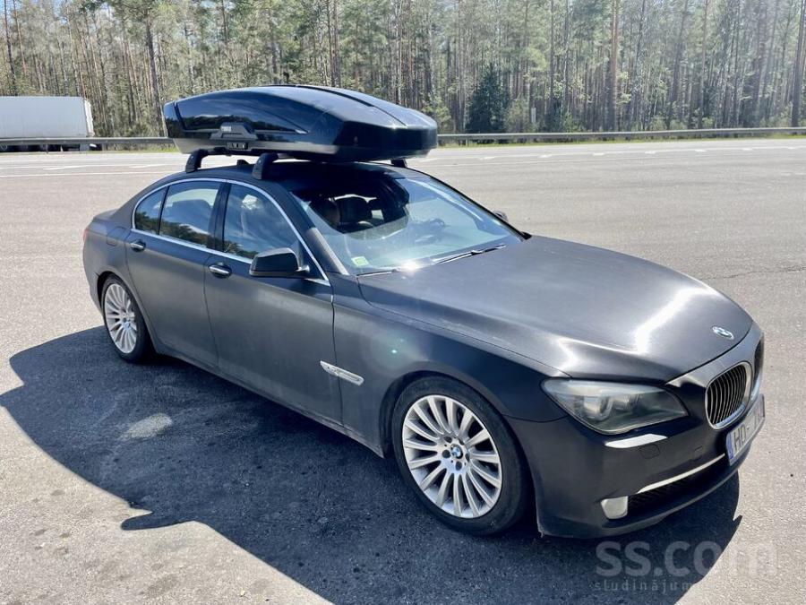 Melns BMW 740 2010 Rīga, ar dzinēja tilpumu 3.00 L un nobraukumu 310 tūkst. km par 11900 €, foto 16 vietnē AUTOMOTO.COM.LV