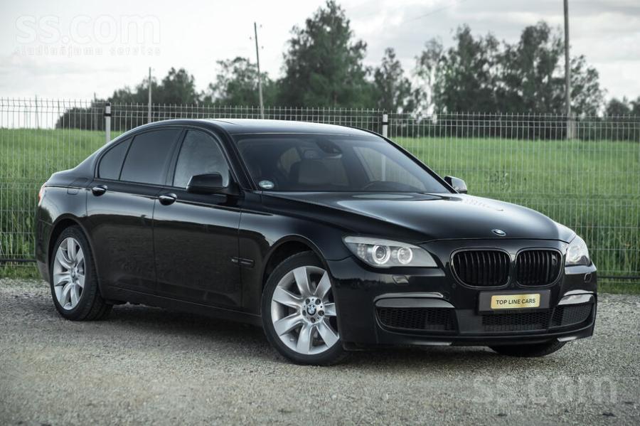 Melns BMW 740 2011 Tukums, ar dzinēja tilpumu 3.00 L un nobraukumu 0 tūkst. km par 14888 €, foto 2 vietnē AUTOMOTO.COM.LV