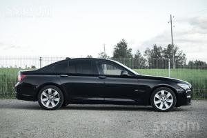 Melns BMW 740 2011 Tukums, ar dzinēja tilpumu 3.00 L un nobraukumu 0 tūkst. km par 14888 €, foto 3 vietnē AUTOMOTO.COM.LV
