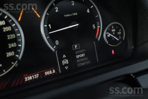 Melns BMW 740 2011 Tukums, ar dzinēja tilpumu 3.00 L un nobraukumu 0 tūkst. km par 14888 €, foto 17 vietnē AUTOMOTO.COM.LV