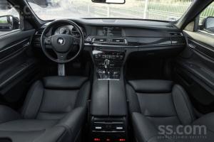 Melns BMW 740 2011 Tukums, ar dzinēja tilpumu 3.00 L un nobraukumu 0 tūkst. km par 14888 €, foto 32 vietnē AUTOMOTO.COM.LV