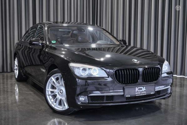 Melns BMW 740 2011 Marijampole, ar dzinēja tilpumu 2.99 L un nobraukumu 219 tūkst. km par 13950 €, foto 2 vietnē AUTOMOTO.COM.LV